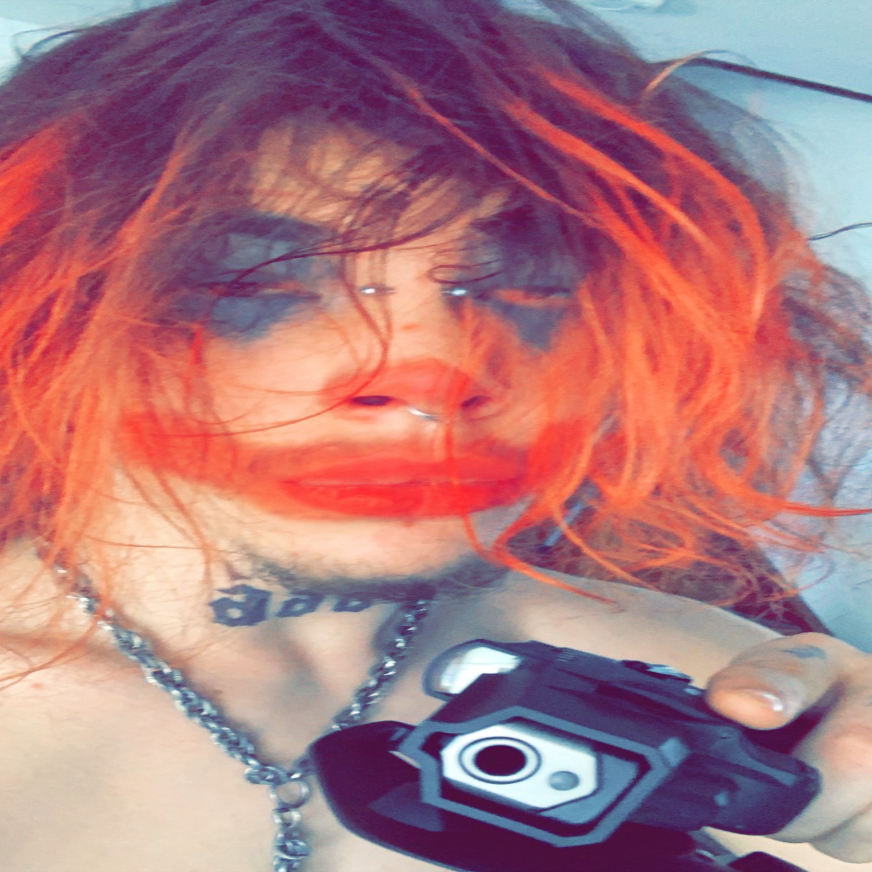 HĄŅÐŹ-ŐFF - Sip Capri