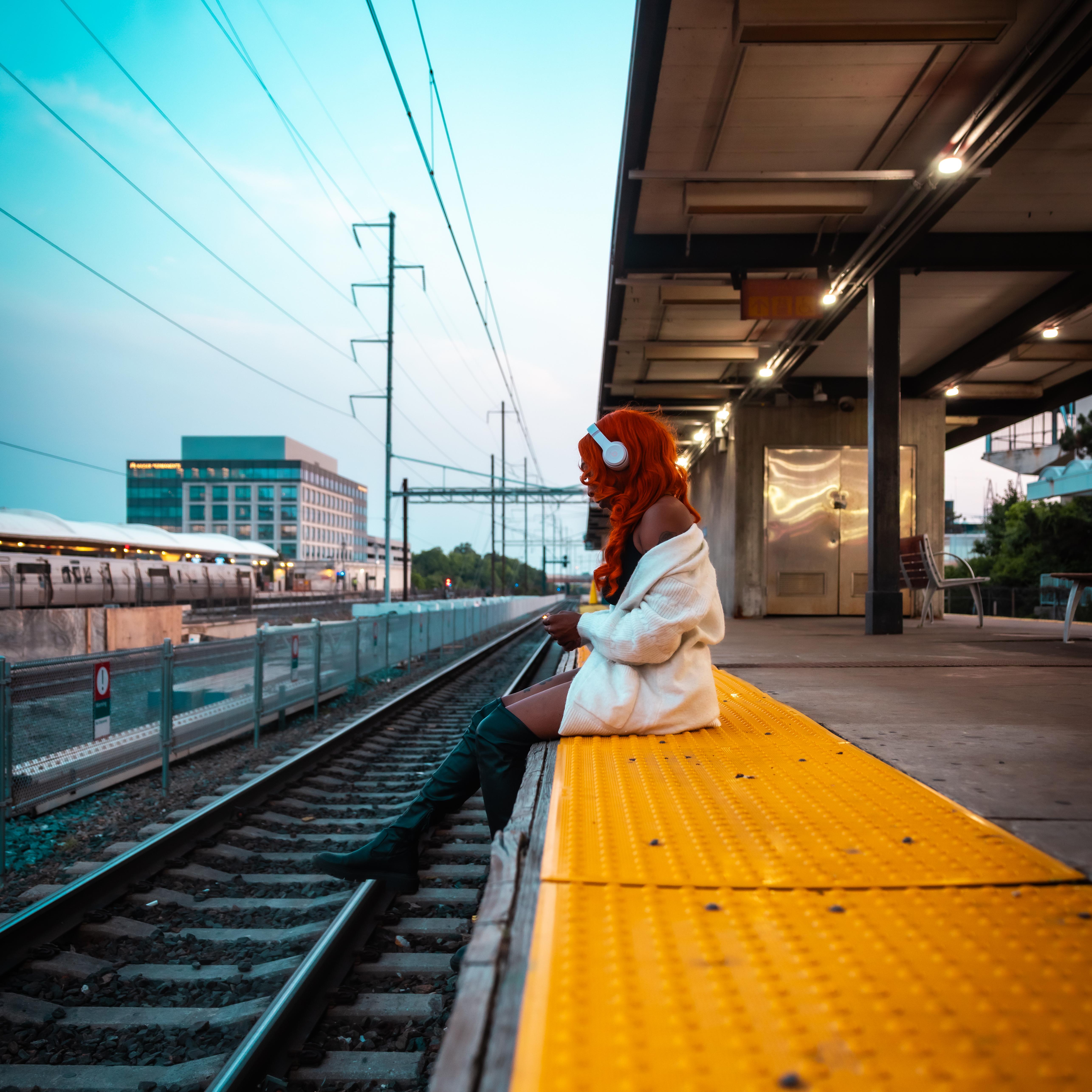 Let Me Be - EMANI DE’LEYIA