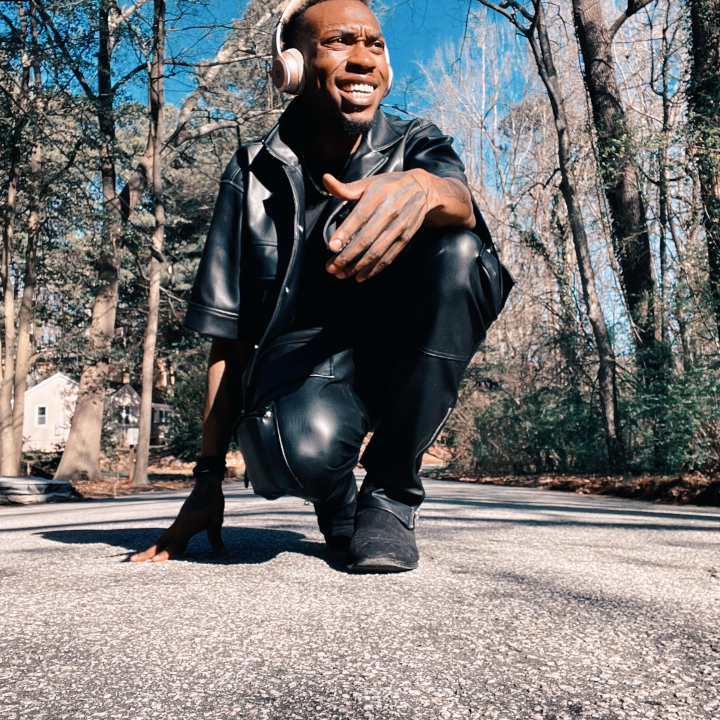 Iced Out Glizzy Freestyle - The Trending Superstar